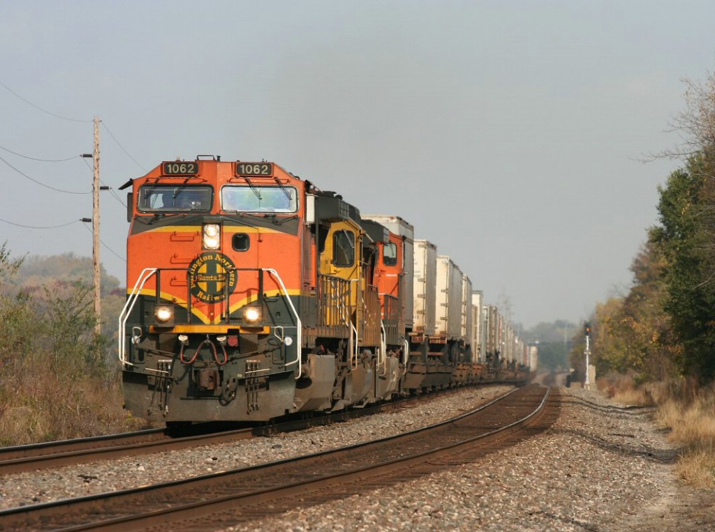 BNSF 1062